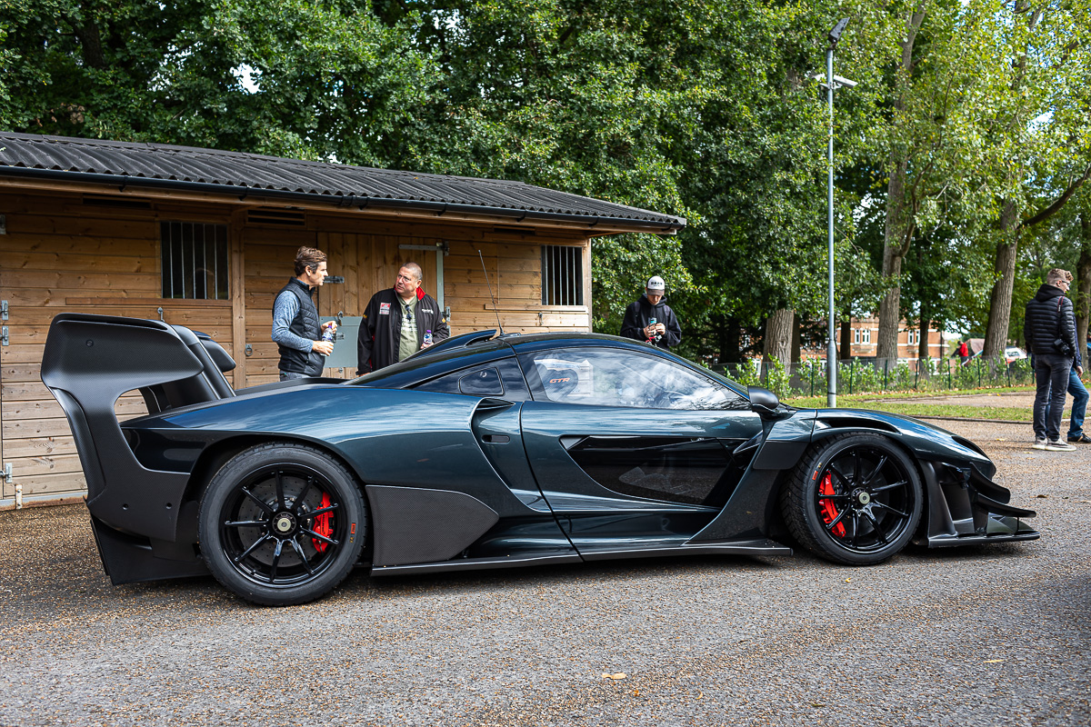 No Ordinary Car Meet · Pictorials · LordKinzo
